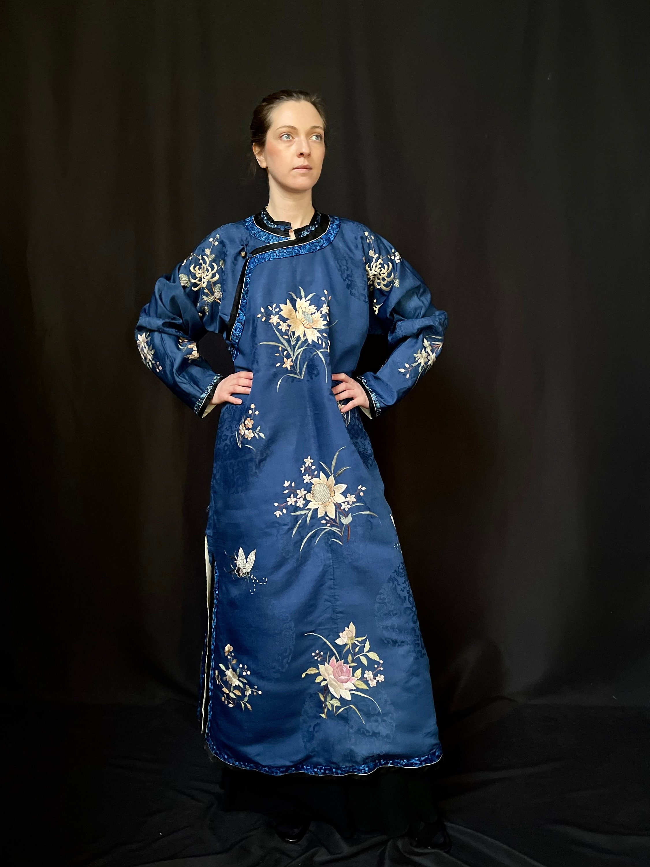 Antique Silk Coat Robe Chinese Robe Study Piece Costume History ...