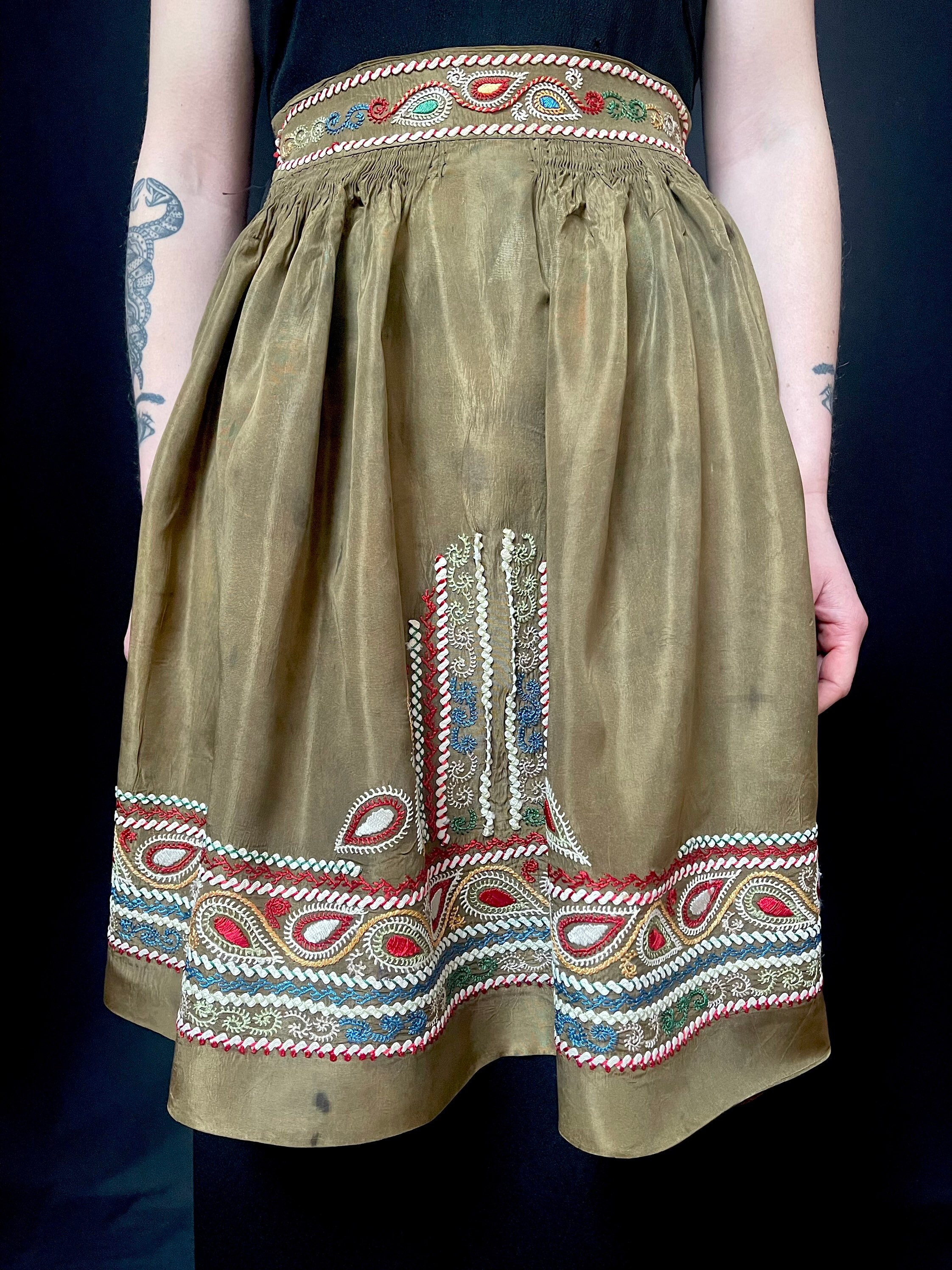 Traditional Folk Costume Apron Embroidered Silk Apron 1900 Eastern ...