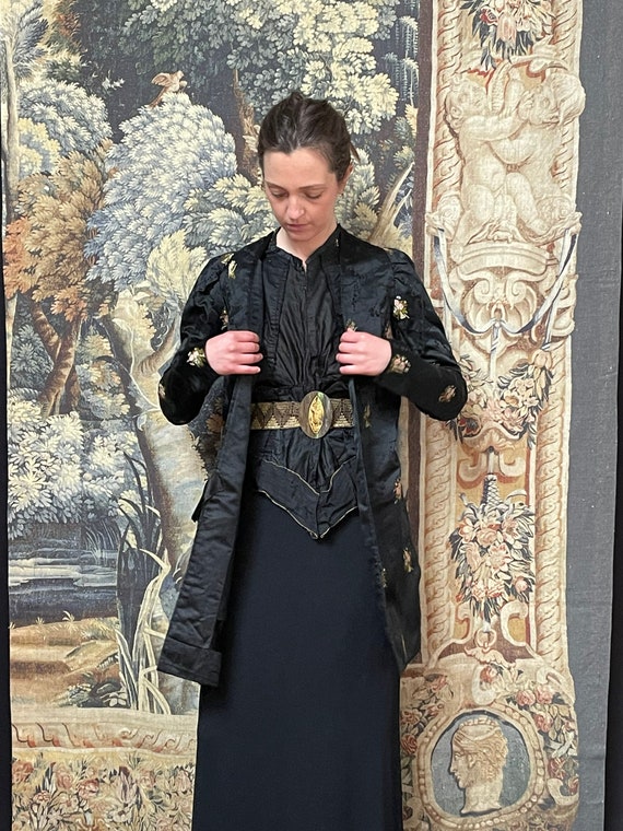 Victorian Silk Jacket 18th Century Silk Brocade Texti… - Gem