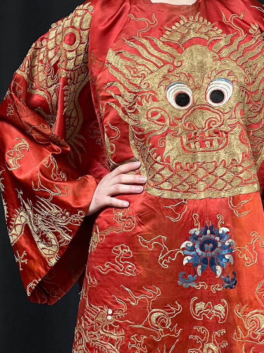 Embroidered Silk Chinese Dragon Robe Opera Theatre Qing Dynasty 1900 ...