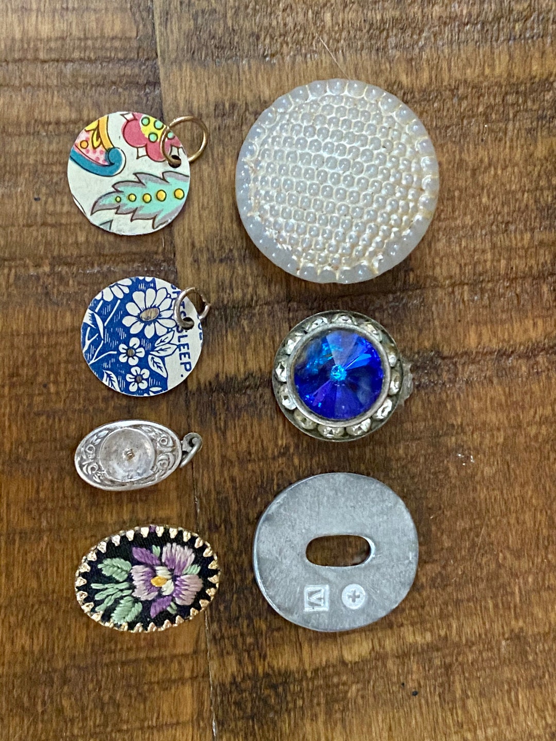 Vintage Charms and Trinkets - Etsy