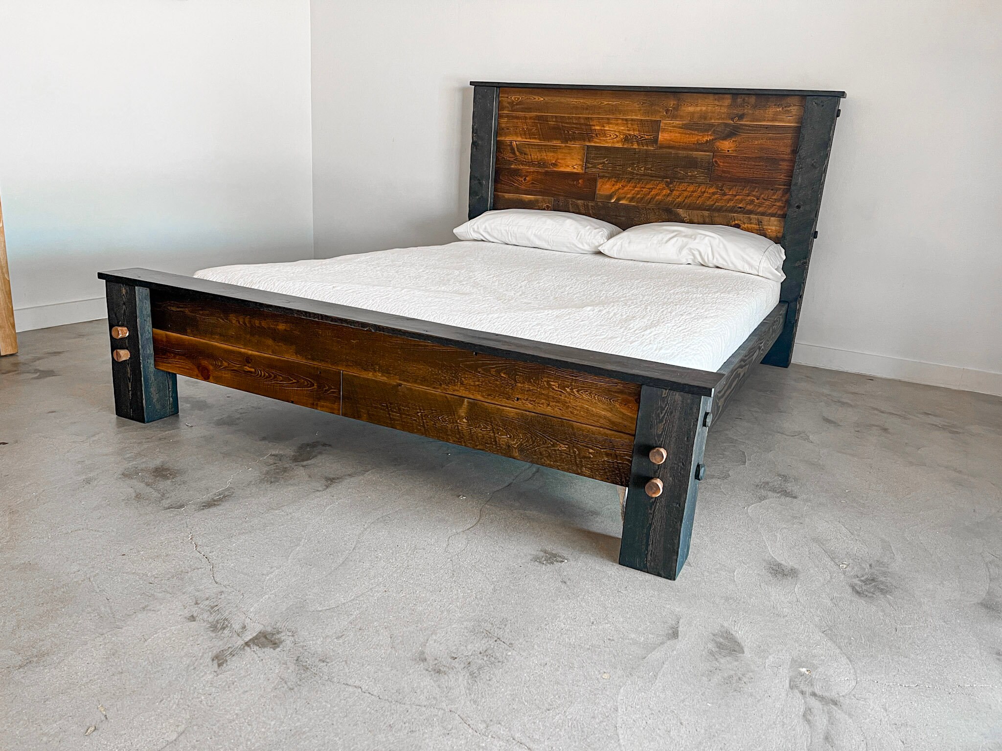 Reclaimed Barn Wood Bed / Weathered Outlaw Bed / Reclaimed Wood Bed ...