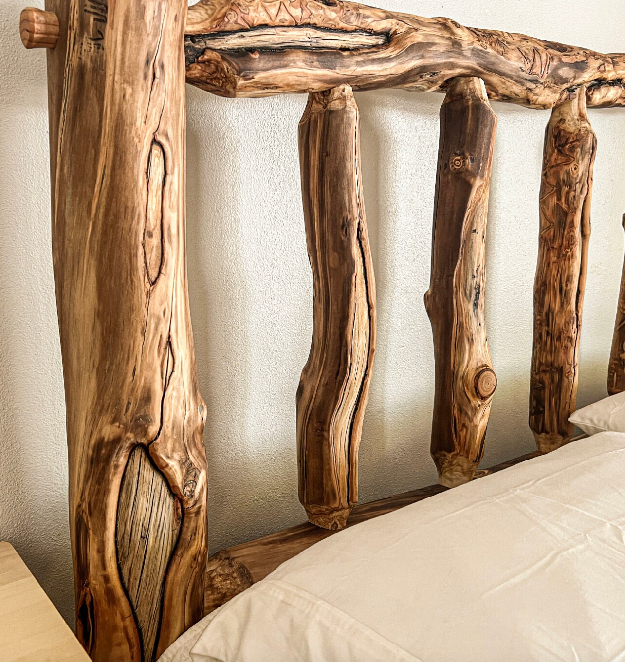 Log Bed / Aspen Log Bed / Kodiak Log Bed / Aspen Log Furniture / Aspen ...