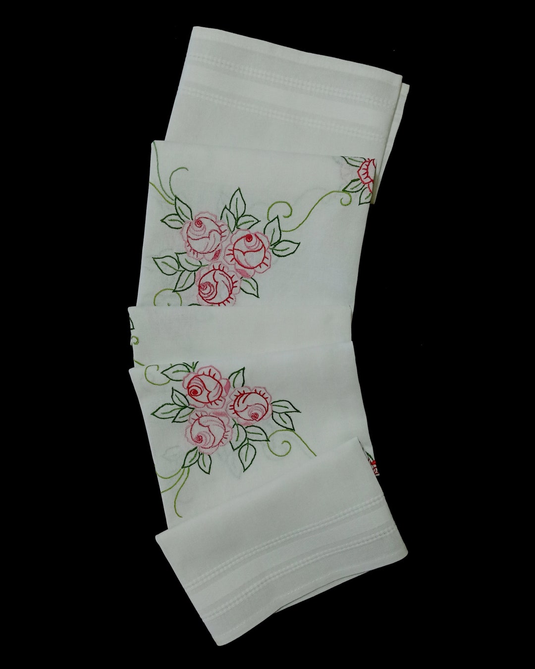 Vintage Hand-embroidered Table Topper White Topper With - Etsy