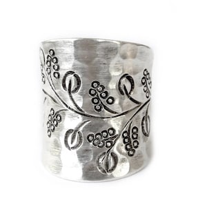 Sterling Silver Wide Band Hippie Boho Floral Ring, Hammered Engraved ...