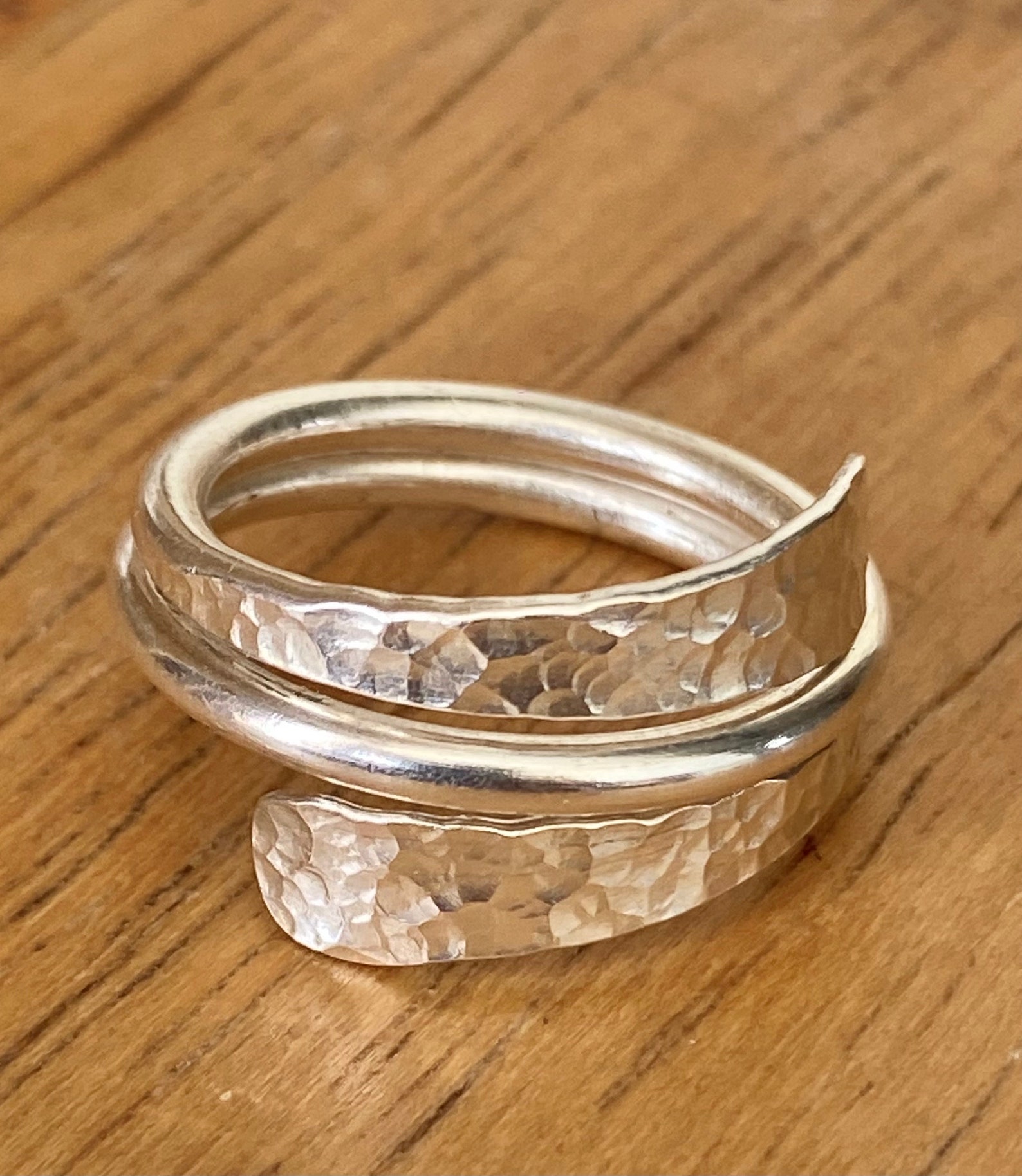 Handmade Wrap Around Band Hammered Silver Ring, Elegant Dainty Silver ...