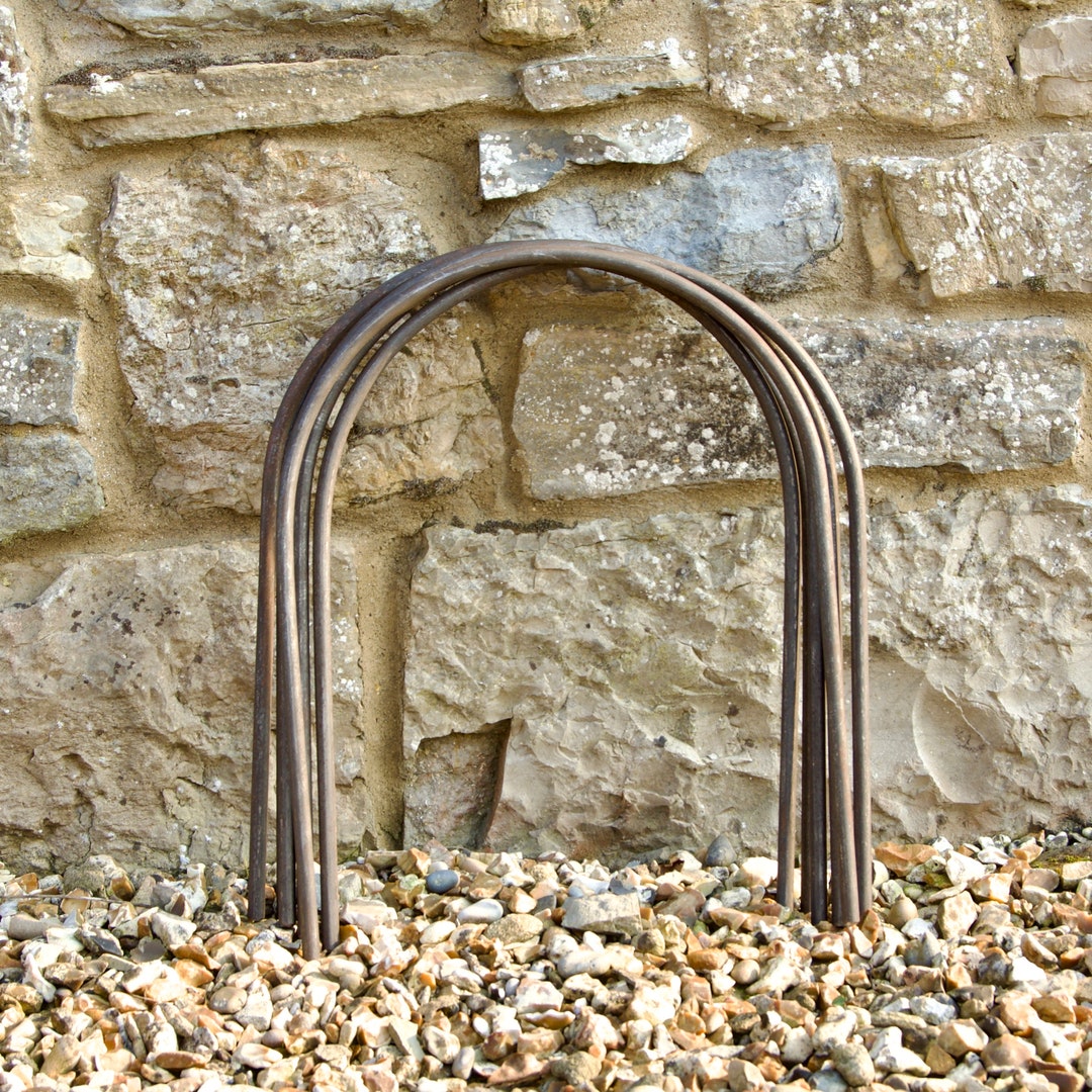 Rusticks Garden Border Edging Heavy Duty Hoops Pack of Six Hoops. 10 Mm ...