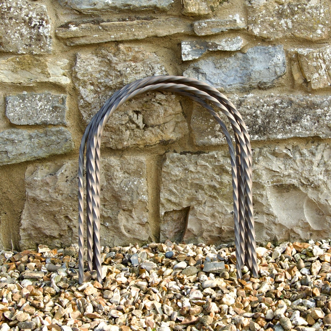 Rusticks Mayfield Garden Border Edging Hoops Set of Six Hoops. Twisted ...