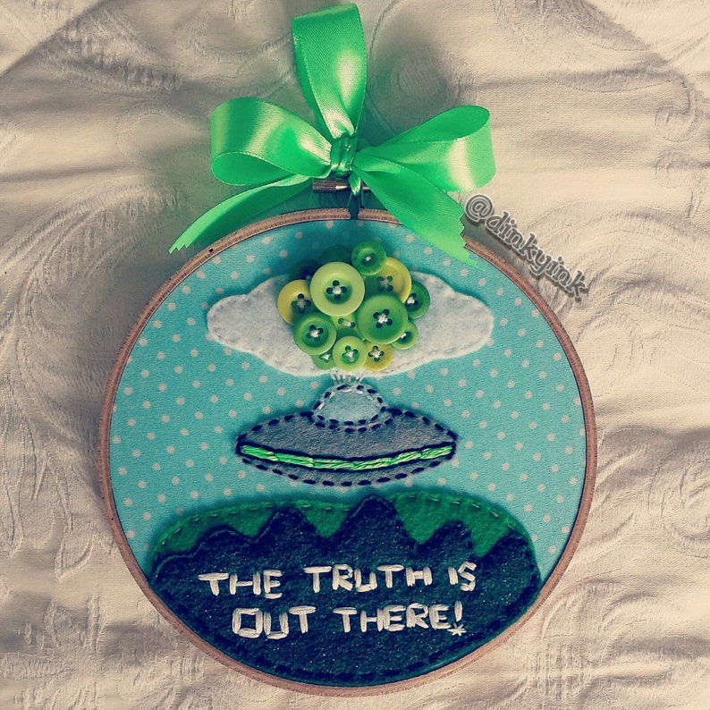Unique Hand Stitched UFO Inspired by the X Files Fox Mulder i Want to ...