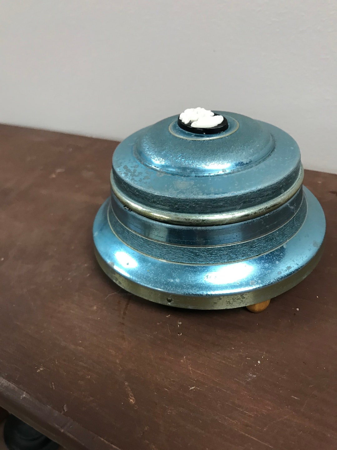 G241 Vintage Metal 1920s Music Box - Etsy