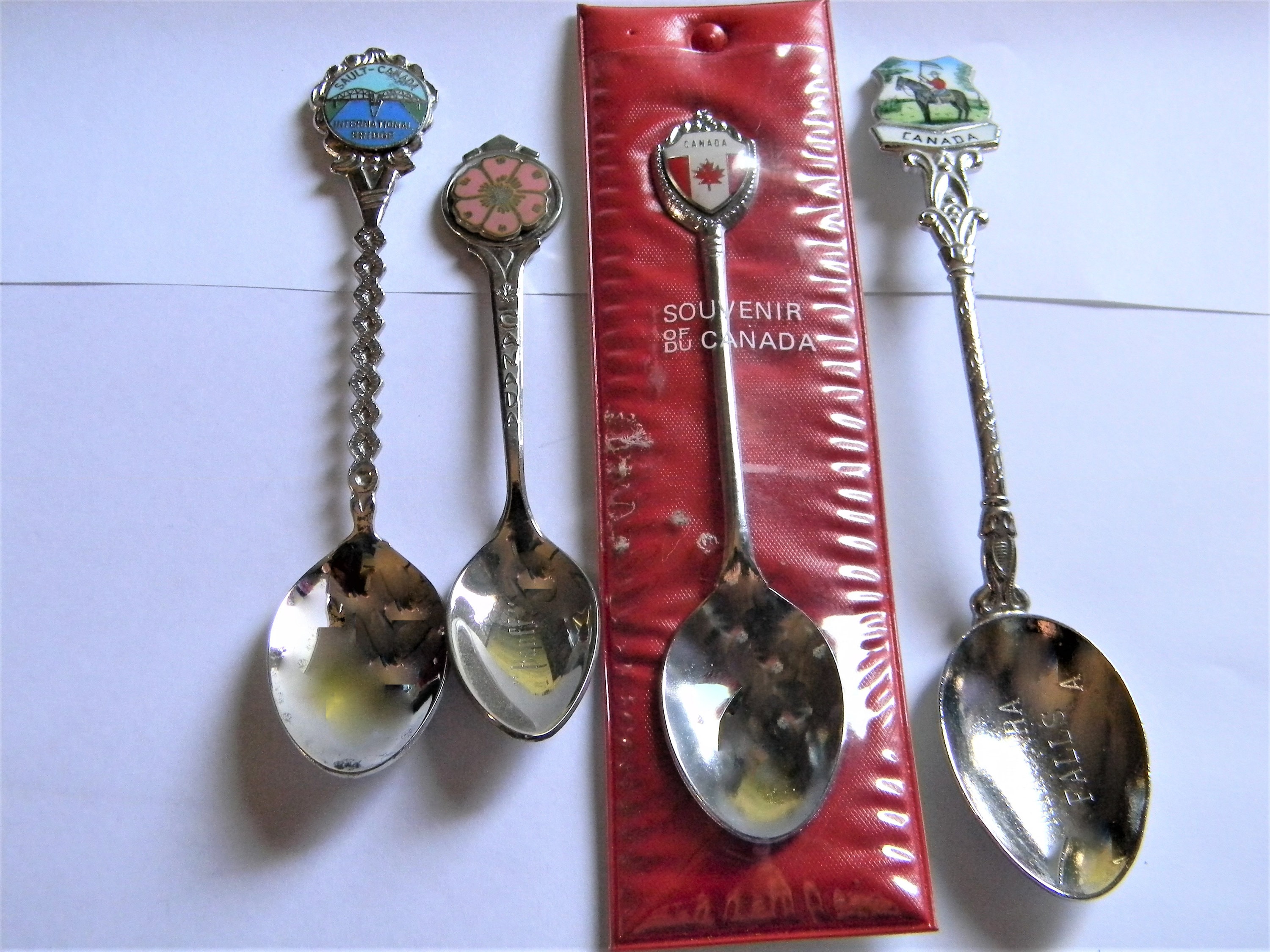 H629 Set of 4 Vintage Collectible Spoons From Canada - Etsy UK