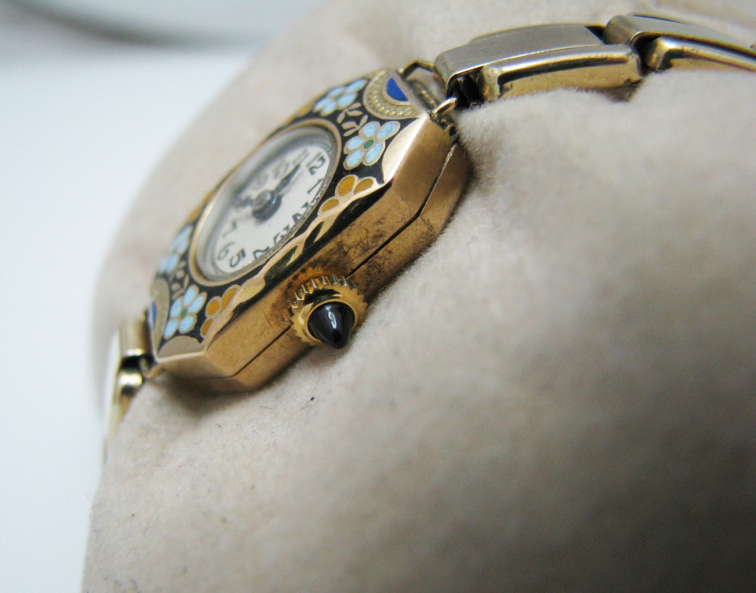 C555 Vintage Enameled Ladies watch in 18k Yellow Gold by | Etsy