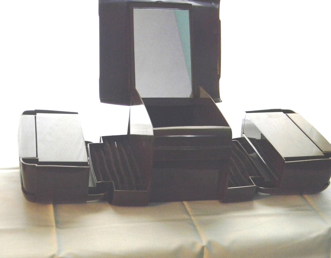 P430 Nice Fold Out the Jewel Kit by Ingenious Desings Brown Plastic ...