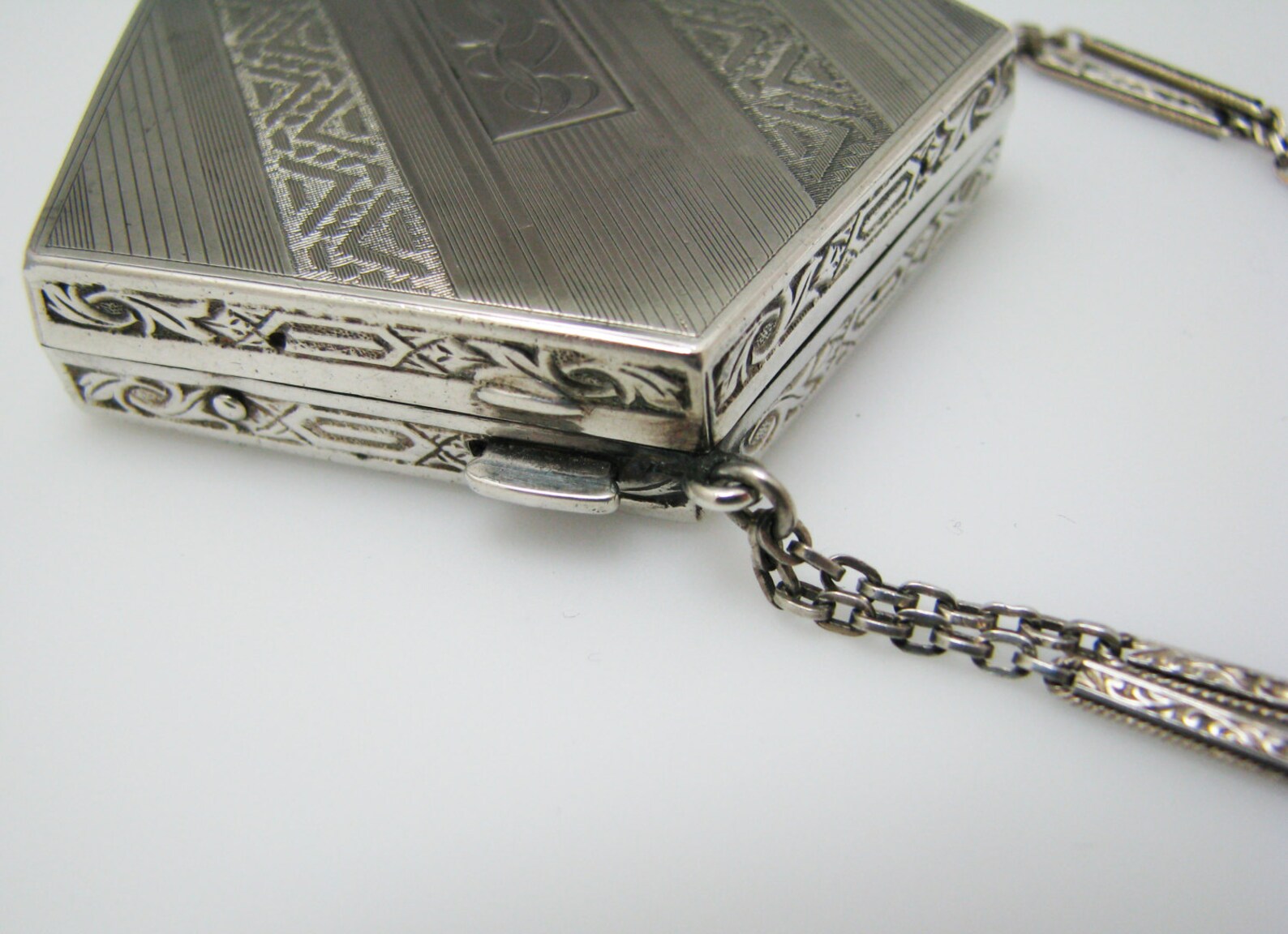 C002 Vintage Sterling Silver Wristlet Compact - Etsy
