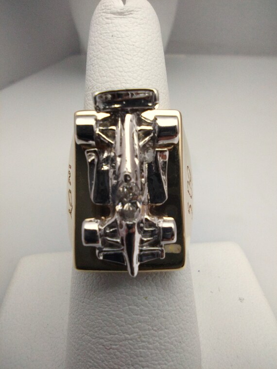 k621 Handsome Men's Indy 500 Ring set in 14kt White a… - Gem