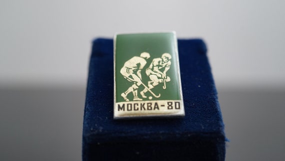 K456 1980 Russian Olympic Pin - Gem