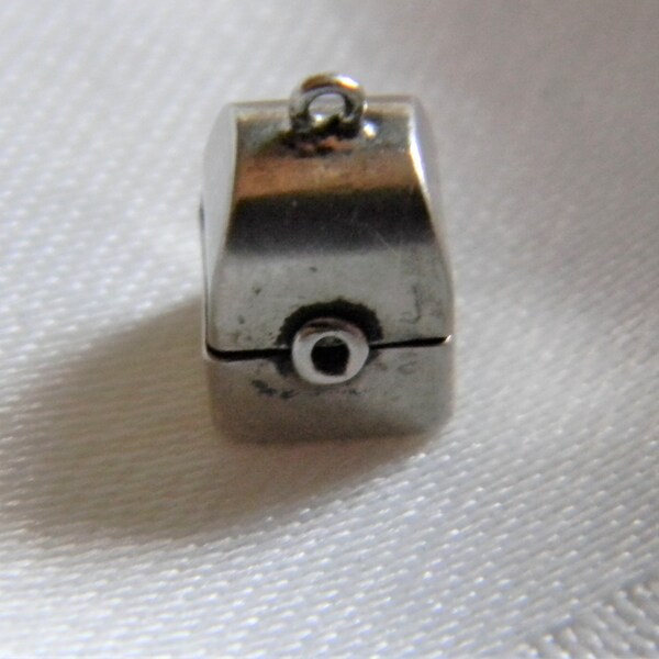 Opening Charm - Etsy