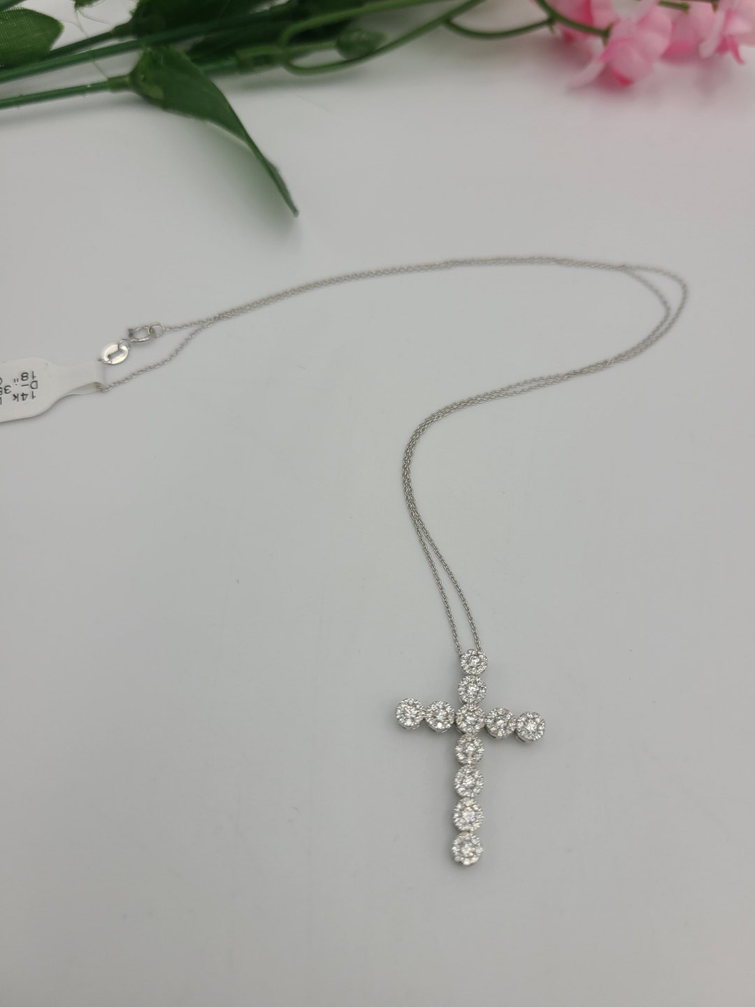K802 Beautiful 14kt White Gold Diamond Studded Cross Pendant and 18 ...