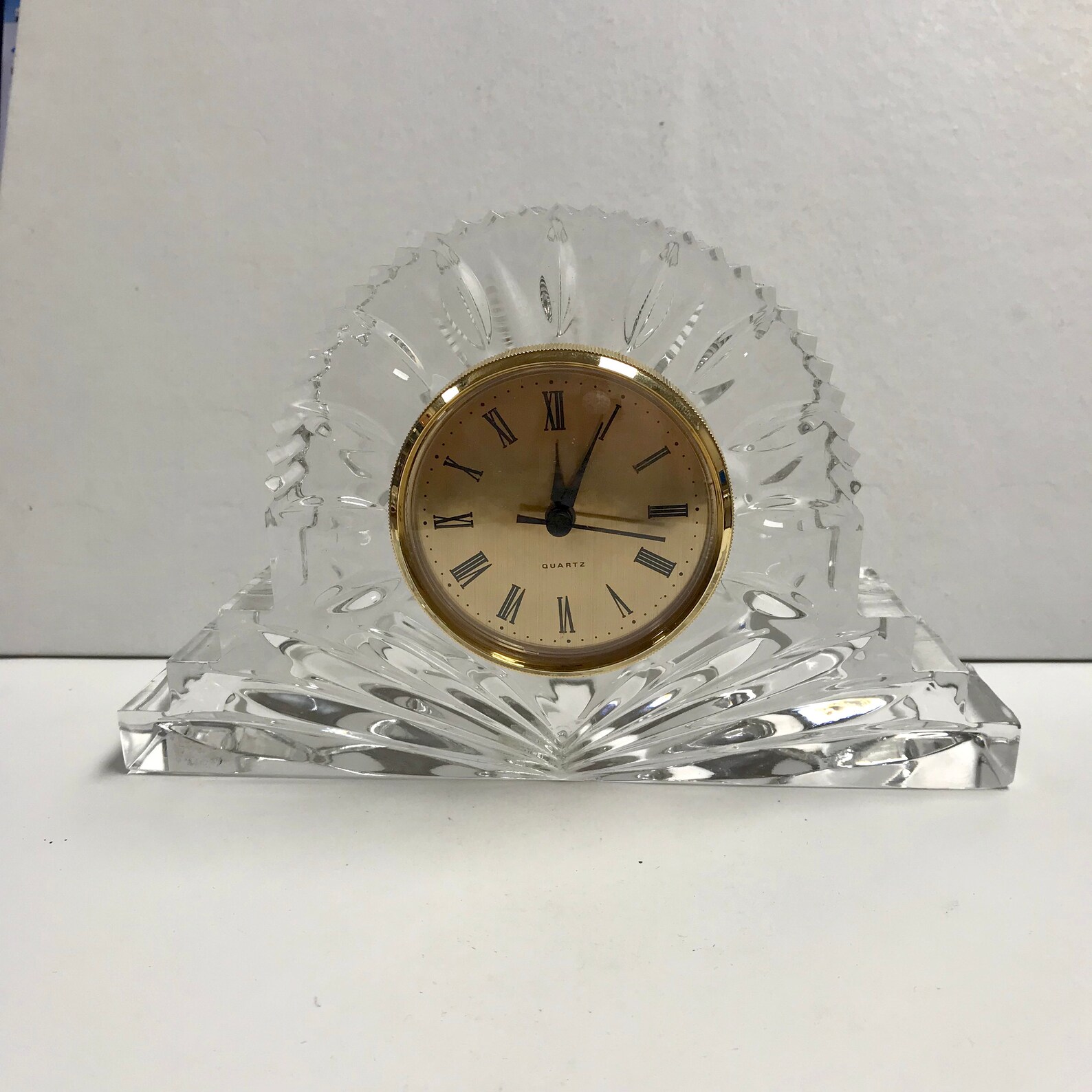 F437 Vintage Quartz Mantel Table Stand Clock Collectible - Etsy