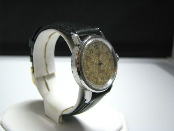 H024 Beautiful Wyler Mechanical Hand Wind Watch from … - Gem