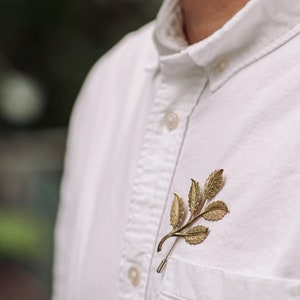 Gold Wedding Boutonniere Groom Gold Leaf Lapel Pin Groomsmen Buttonhole ...