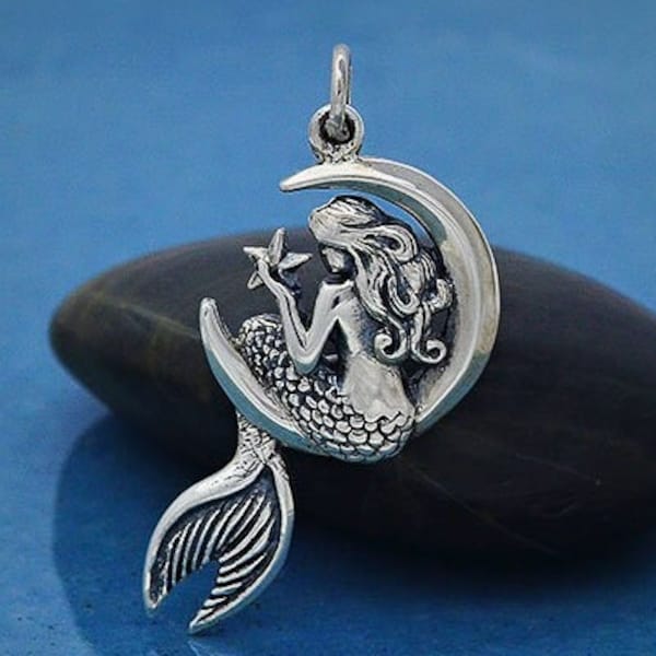 Mermaid Tail Pendant - Etsy
