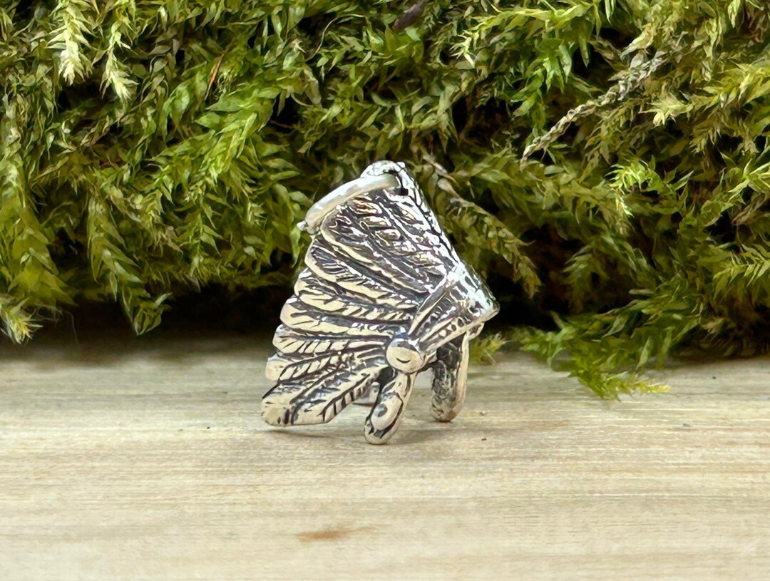Indian Head Dress Charm, Indian Head Dress Pendant, Indian War Bonnet ...