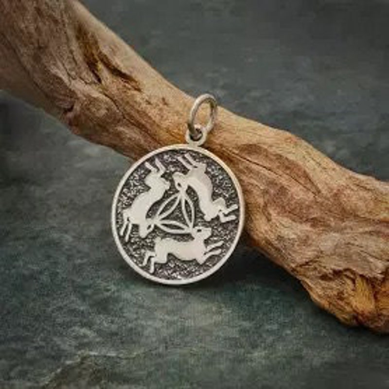 Hare Pendant - Etsy