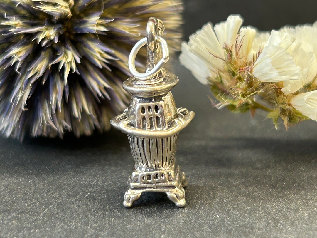 Stove Charm, Old Fashioned Stove Charm, Stove Charm, Antique Charm ...