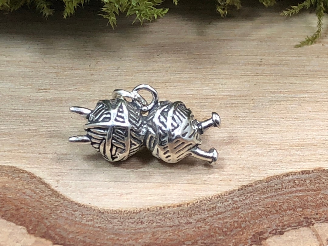 Knitting Needle With Yarn Charm, Yarn Charm, Knitting Needle Charm ...