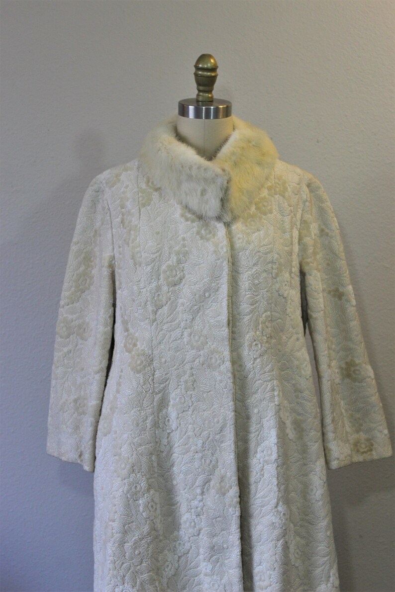 Vintage 1950s 60's Ivory Ermine Mink Fur Collar SF California Tapestry ...