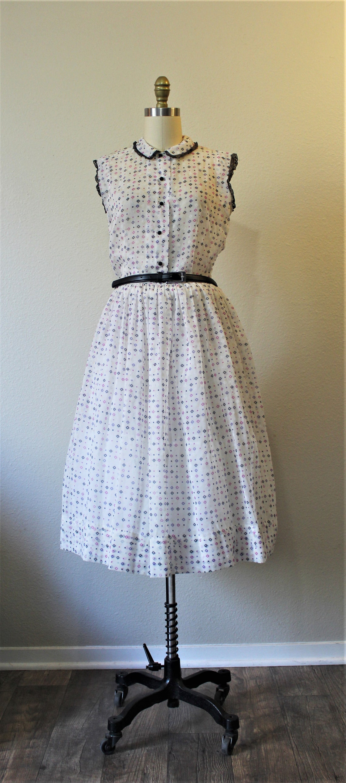 Vintage 1940s Betty Barclay Frocks Sheer nylon pink purple | Etsy