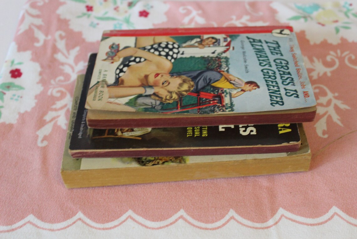 Vintage 1940s 50s Pulp Fiction Graphic Art PB Book Murder - Etsy