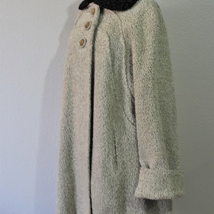 1940s Coat // Vintage 40s Milium Oatmeal Nubby Wool Persian Lamb Collar ...
