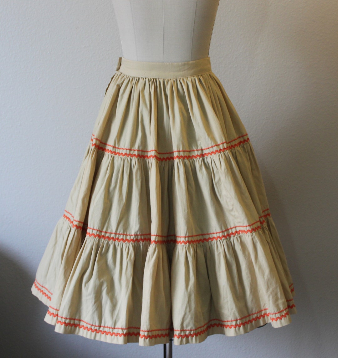 Vintage 50's Tan Coral Rick Rack Patio FULL Circle Skirt // Pinup Girl ...