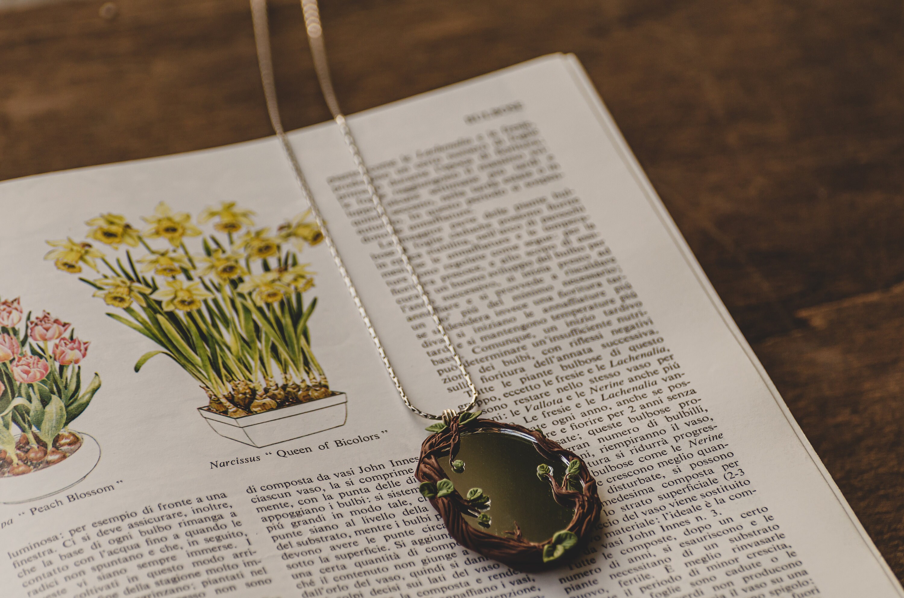 AMULET MIRROR NECKLACE Oval | Protection Necklace | Witch | Talisman ...