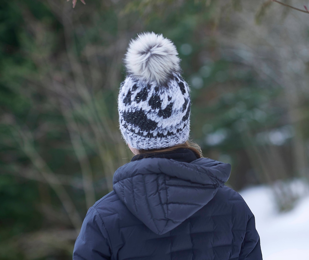 Hand Knit Wolf Paw Beanie: Chunky Unisex Hat With Faux Fur Pom - Etsy
