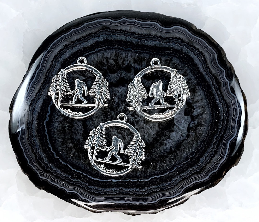 8 Bigfoot Forest Charms, 22x24mm Mountain Yeti Jewelry, Sasquatch ...