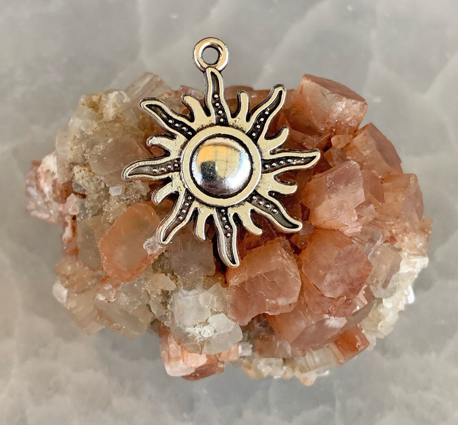 10 Sun Pendant Charms 25x25mm Solar Sunshine Pendants Witchy - Etsy UK