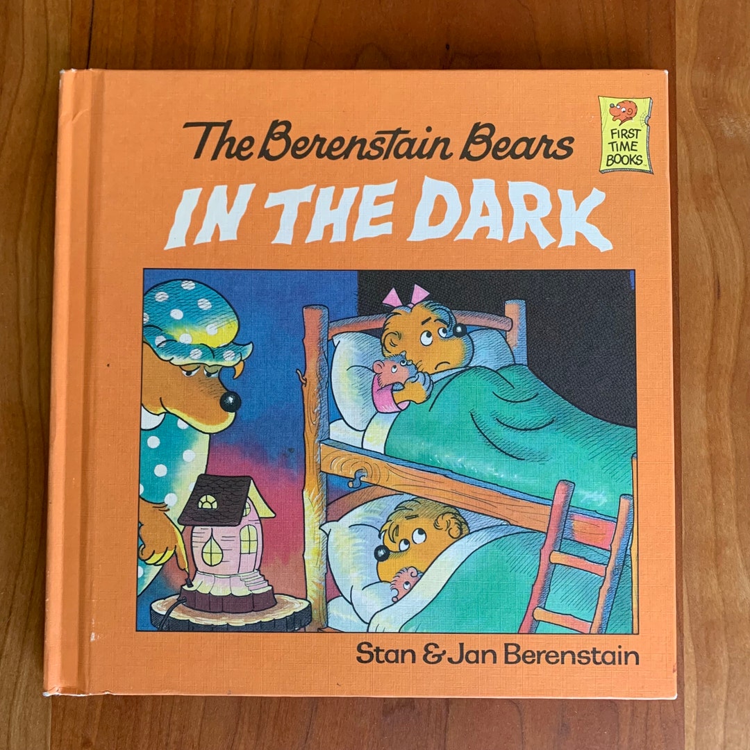 Vintage 80s the Berenstain Bears in the Dark by Stan and Jan - Etsy