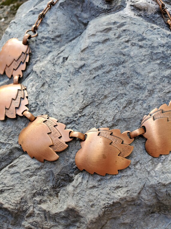 Mid-Century Copper Stylized Leaf Necklace 16 Inches - Gem