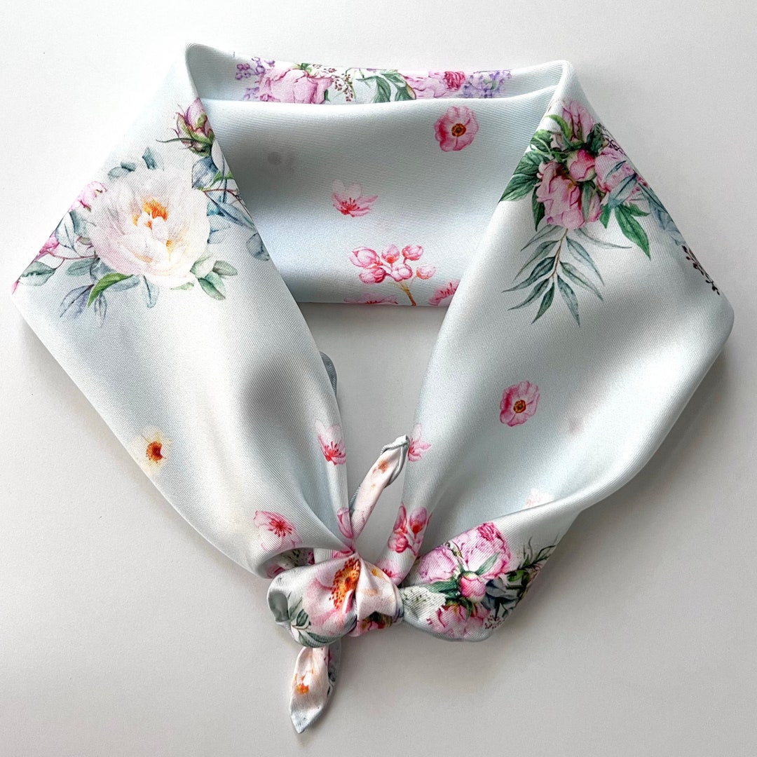 100% Mulberry Silk Scarf Twill Floral Pattern Hand-rolled Hem 21x21 ...