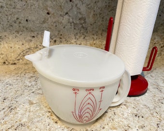 1970s Tupperware Mix N Store 8 Cup Measuring Pitcher Vintage Wet and ...