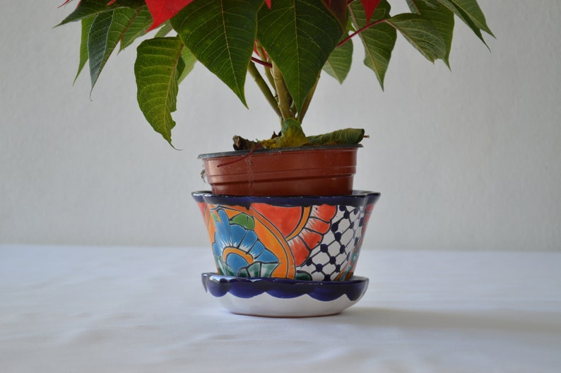 Happy flowerpot with plate included | Etsy