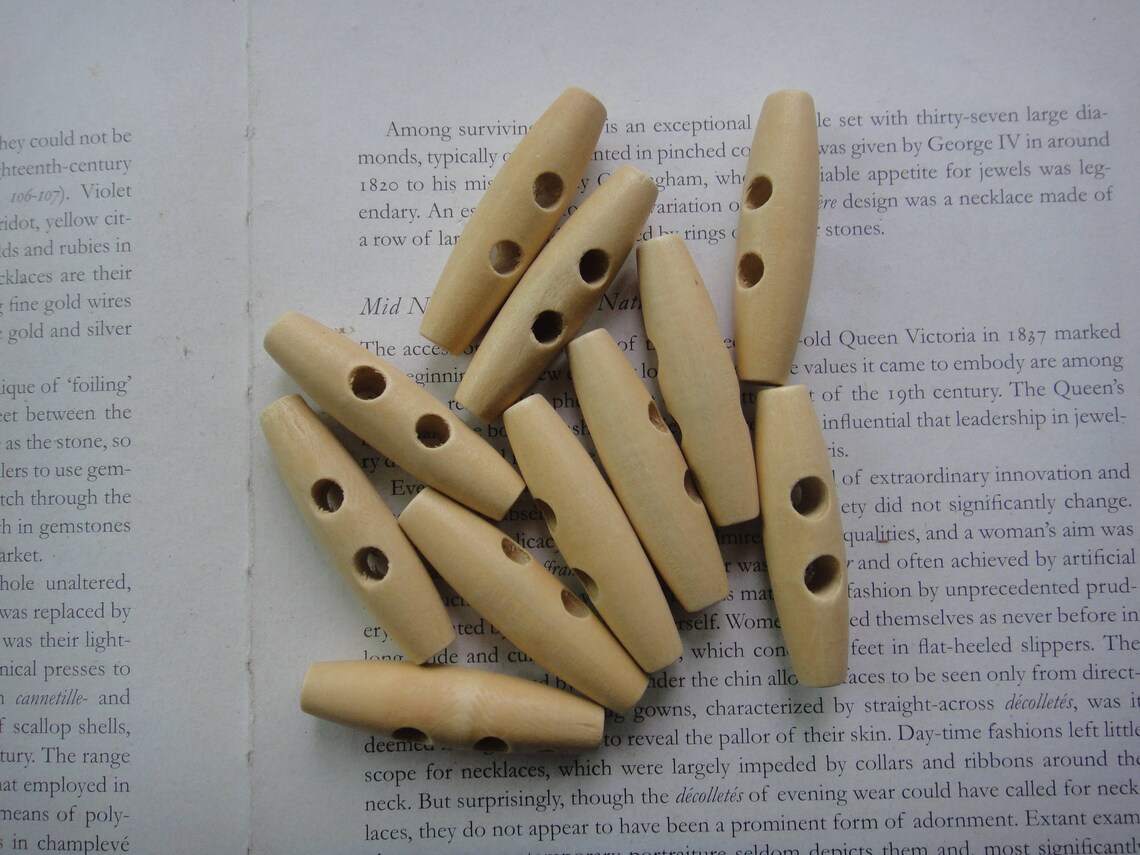 Wood Toggle Button, Natural White Color, 50mm, 8 Beads - Etsy