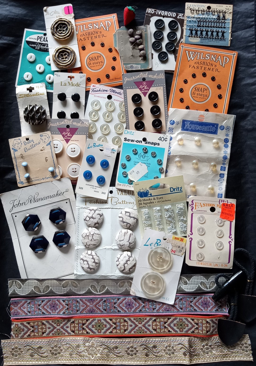 Destash Lot of Vintage Sewing Supplies Notions Snaps Buttons on Cards ...