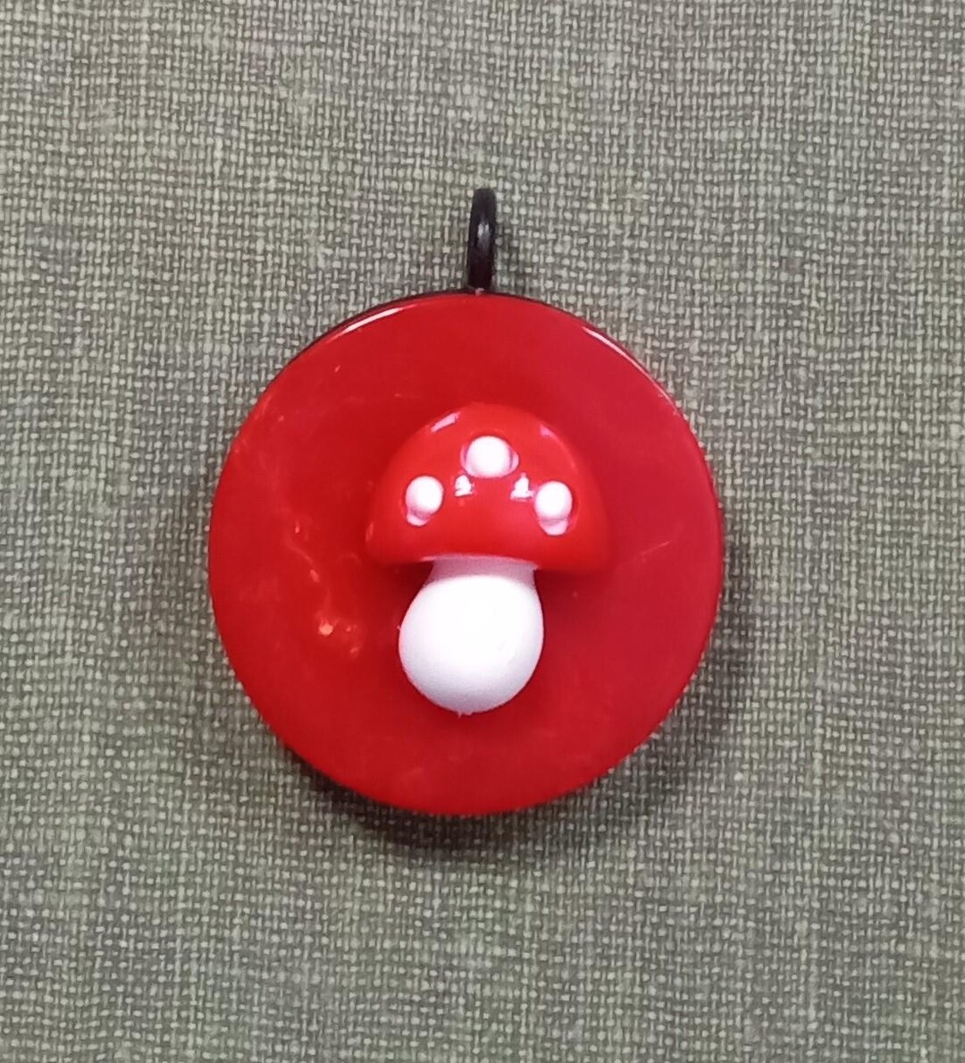 Vintage Red Catalin Poker Chip Plastic Mushroom Cabochon Pendant ...