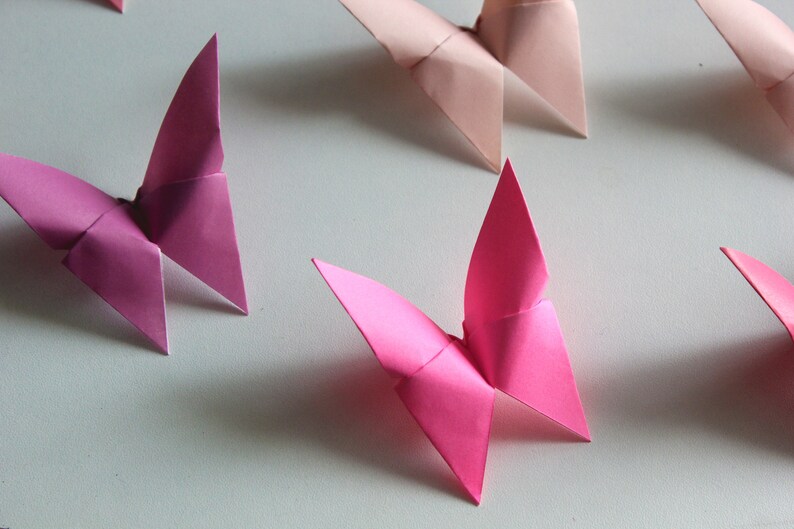 Set of 30 Origami Shades of Pink Butterflies 3D Paper Pinks Mix Pattern ...