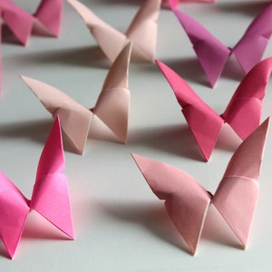 Set of 30 Origami Shades of Pink Butterflies 3D Paper Pinks Mix Pattern ...