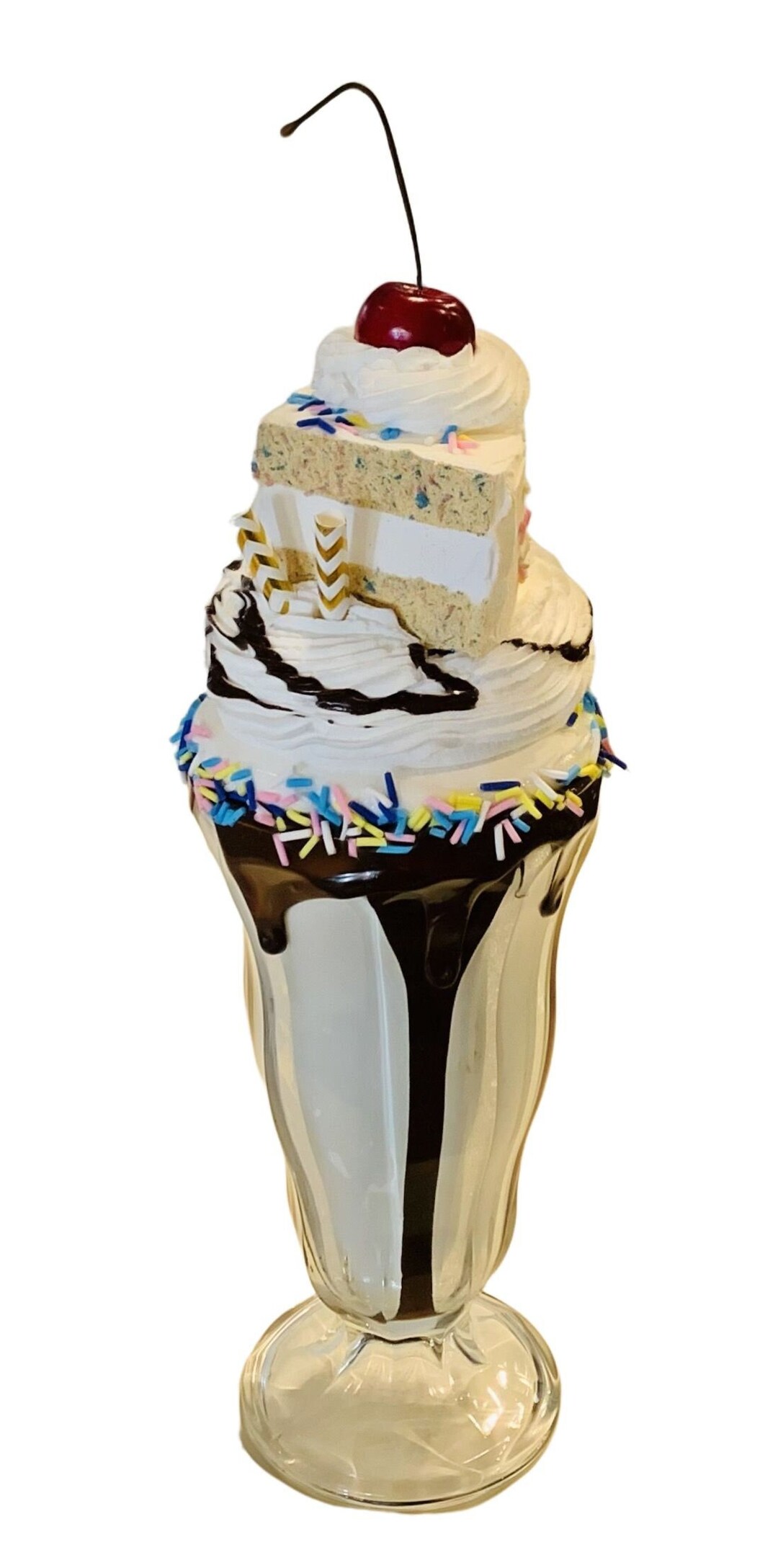 DEZICAKES Fake Milkshake Birthday Cake Shake Crazishake Prop Decoration ...
